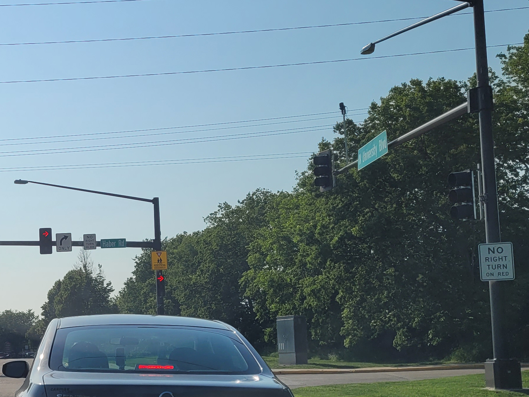 MnDOT study assesses No Right Turn on Red sign types | Institute for ...